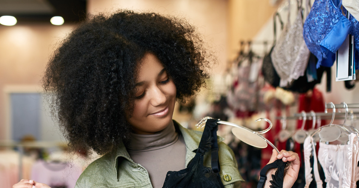 Health Issues Caused By Wearing The Wrong Bra - FitnessOpedia.com