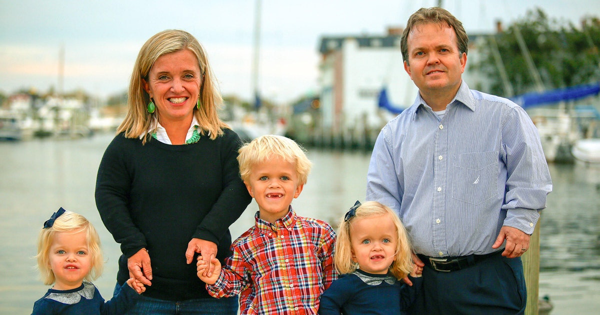 Causes And Types Of Dwarfism - HealthierHer.com