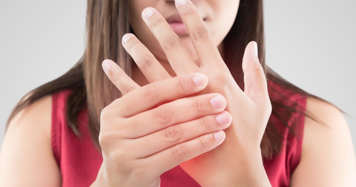 Warning Signs Of Peripheral Neuropathy - HealthierHer.com