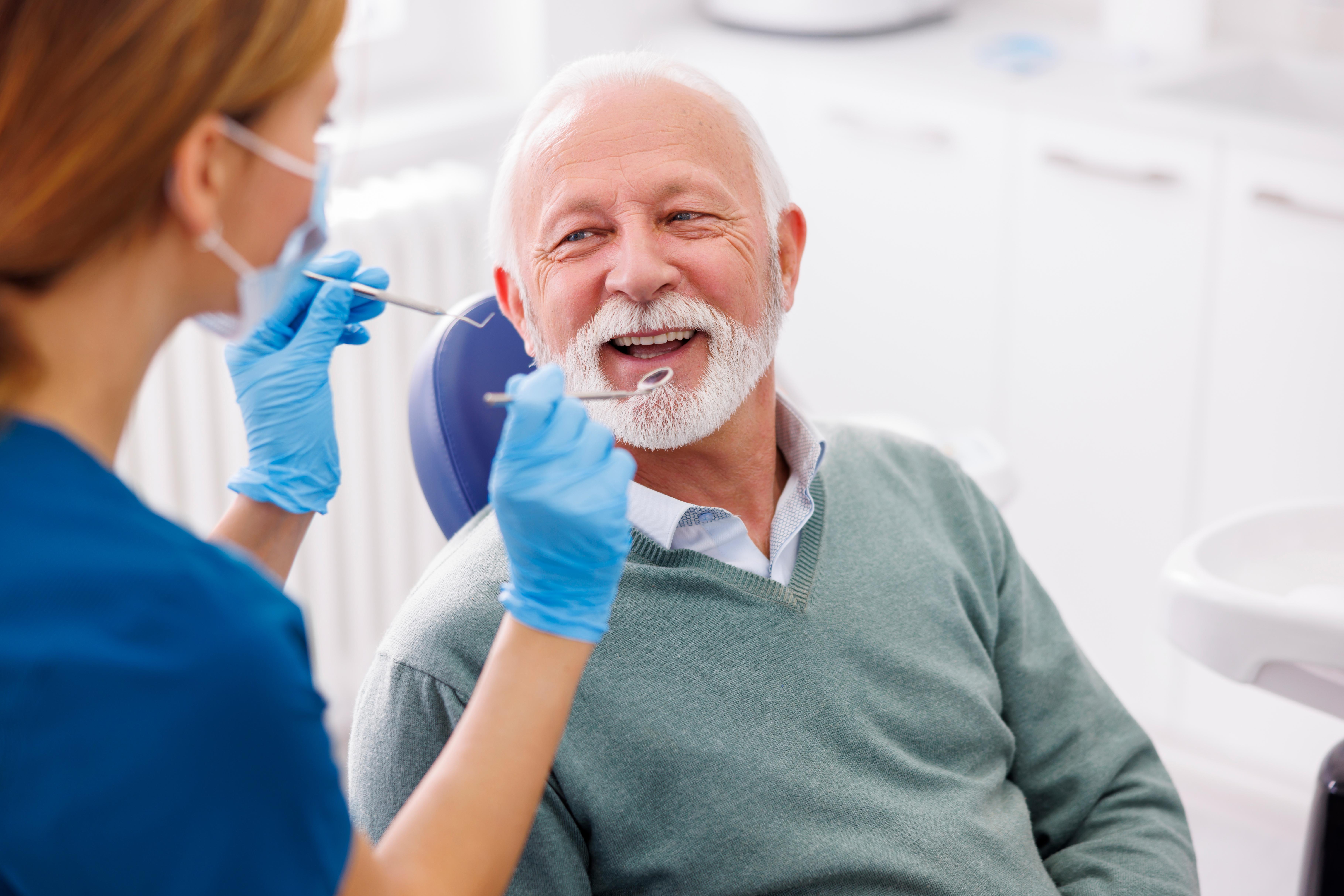 Factors To Understand About Senior Dental Implants - WellnessRead.com